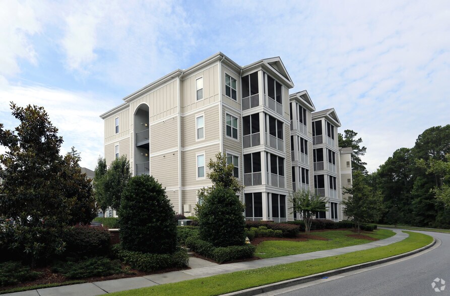 Abberly at West Ashley Apartment Homes - Charleston, SC | Apartment Finder Abberly at West Ashley Apartment Homes - Charleston, SC | Apartment Finder