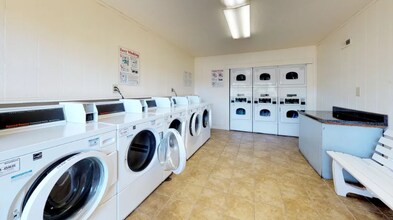 Colony Point Apartments - Norfolk, VA | Apartment Finder