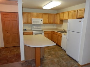 Quarry Ridge Apartments - Rochester, MN | Apartment Finder