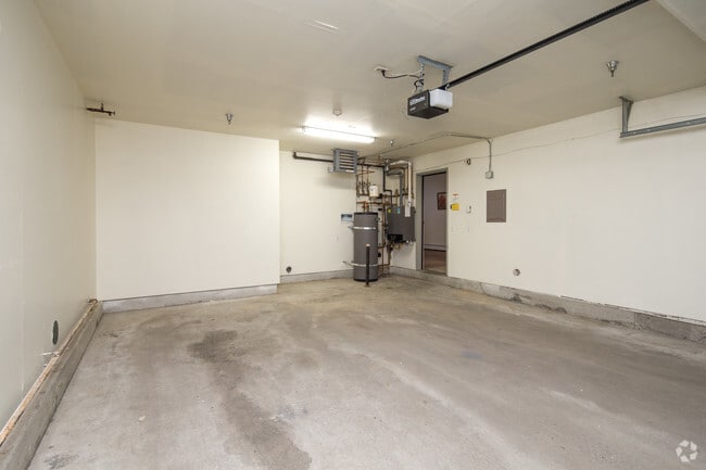 Spruce View Apartments - Anchorage, AK | Apartment Finder