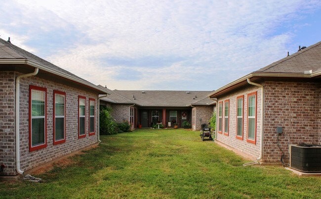 Cobblestone Manor Senior Apartments - Fort Worth, TX | Apartment Finder