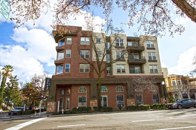 St. Anton Building - Sacramento, CA | Apartment Finder