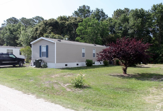 Oceanway Mobile Home Park - Wilmington, NC | Apartment Finder