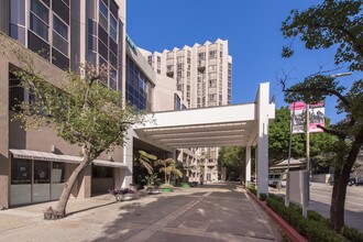 Promenade Towers - Los Angeles, CA | Apartment Finder