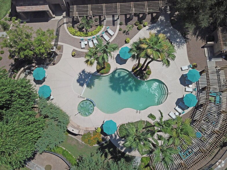 Sky at P83 - Peoria, AZ | Apartment Finder