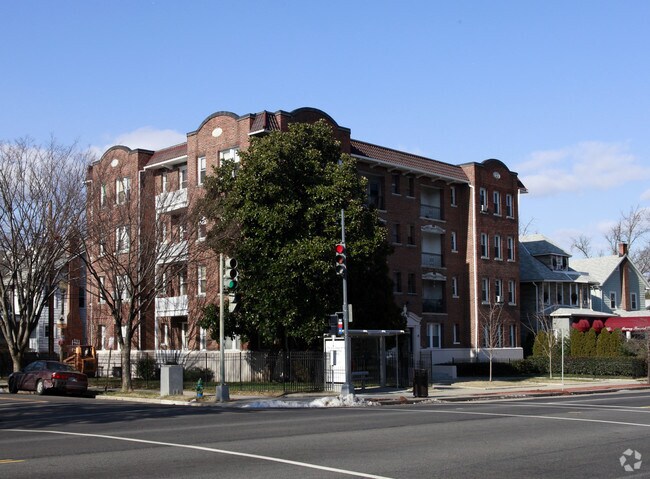 The Clayton - Washington, DC | Apartment Finder